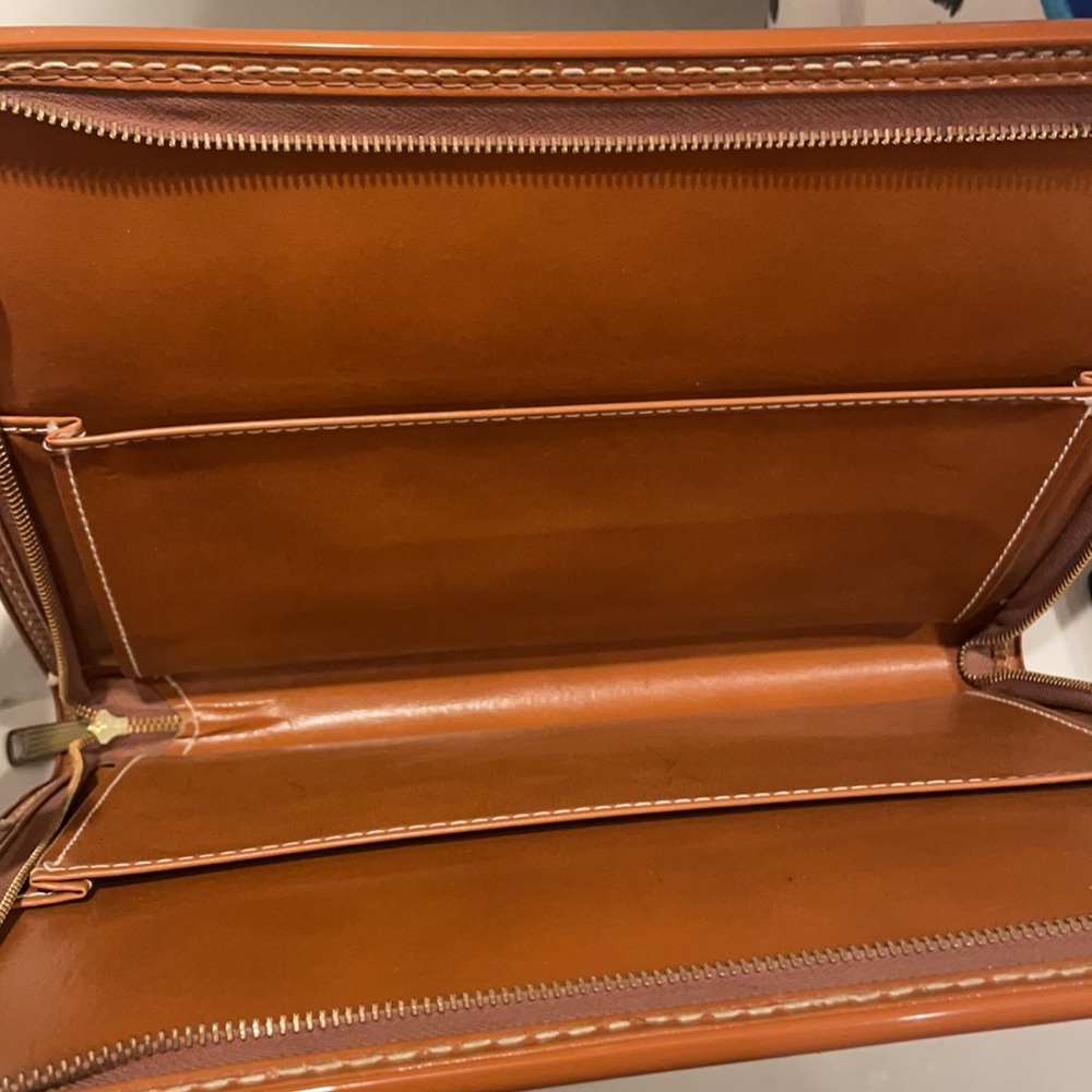 Vintage Leather Folio. Beautiful Leather. - Gem